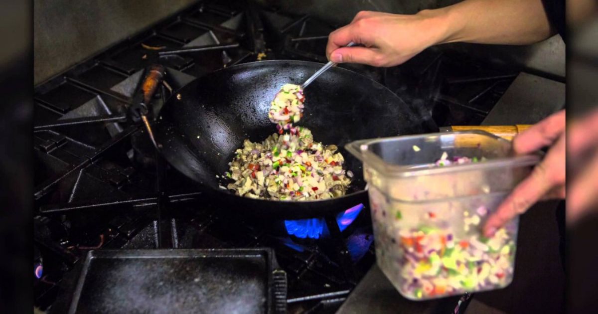 How To Make Authentic Filipino Sisig With Ingredients From The U.S ...
